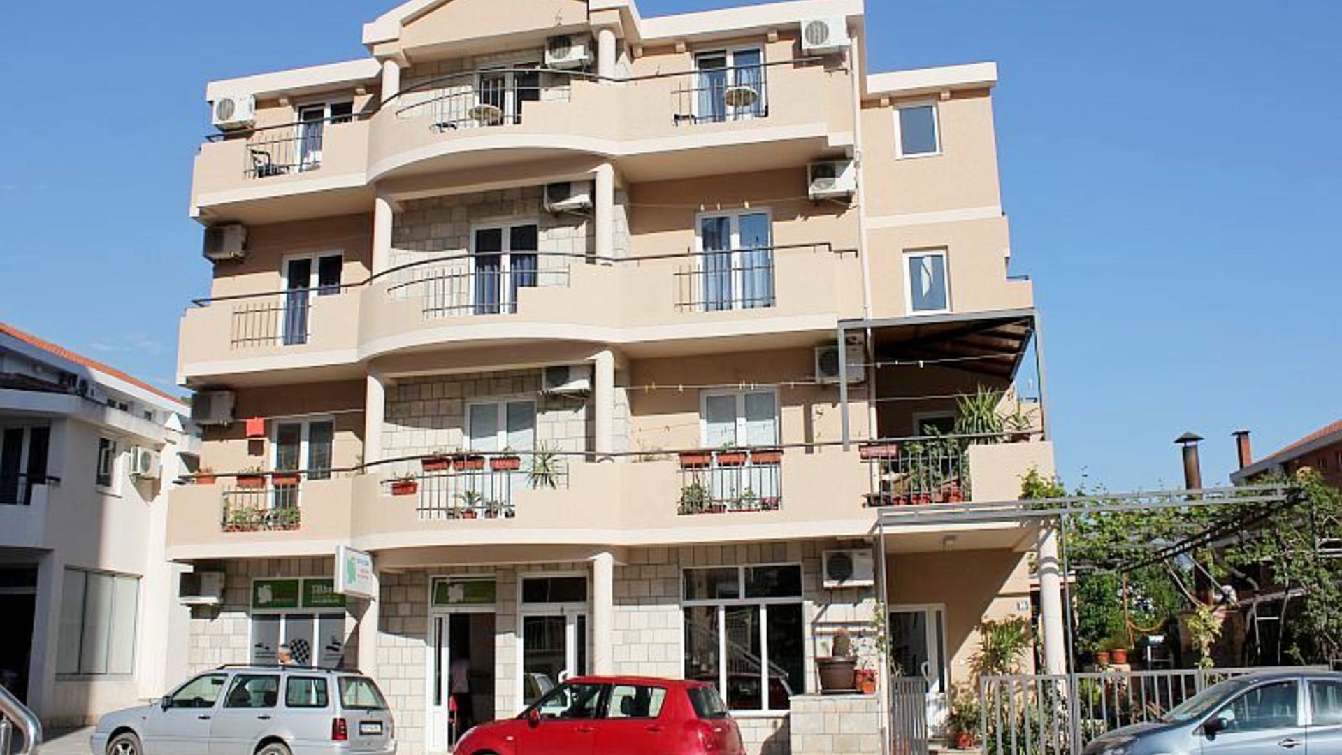 Туры в отель Goran Zec Hotel 3* (Черногория, Будва) - цена, фото, описание