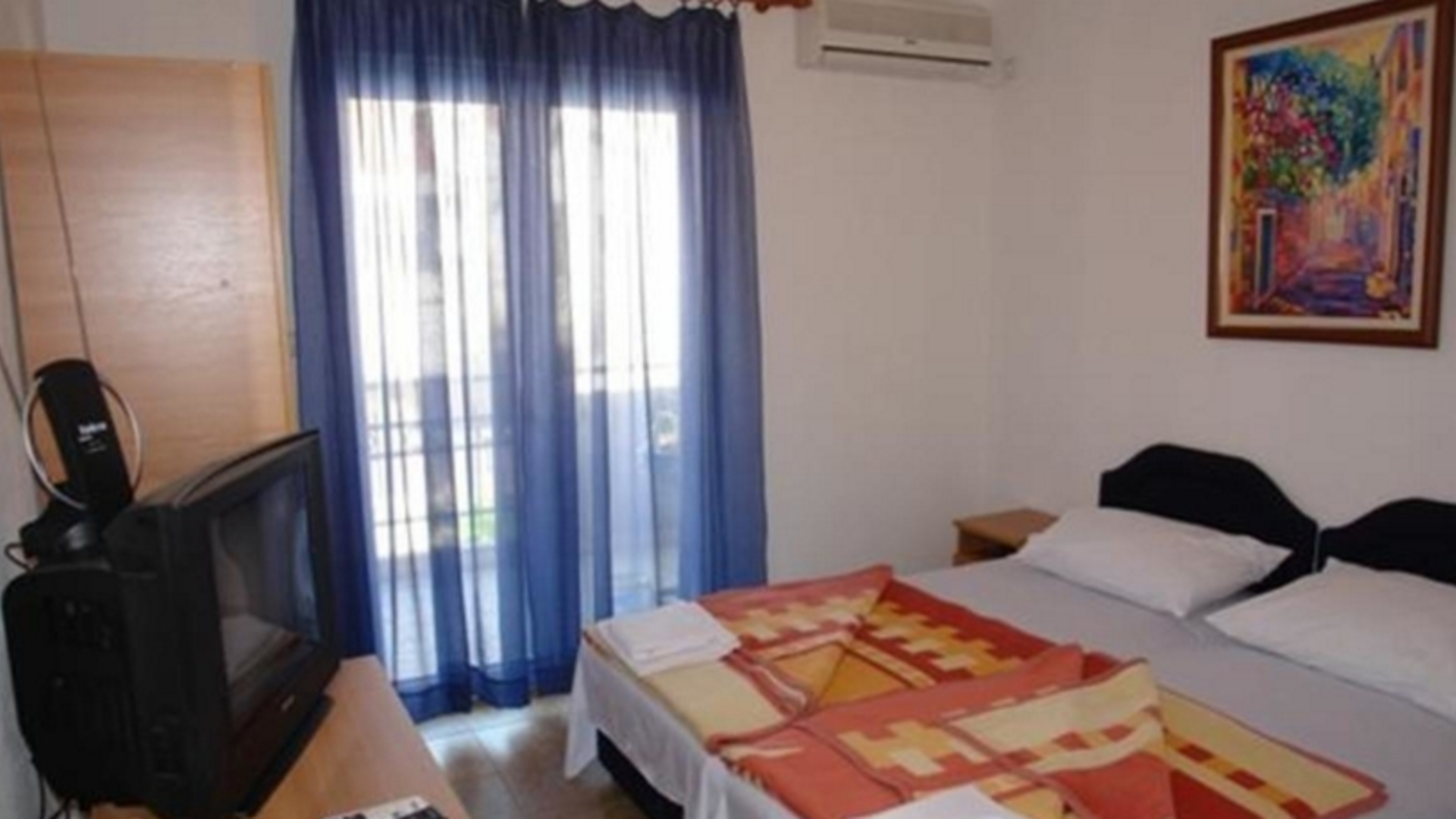 Туры в отель Goran Zec Hotel 3* (Черногория, Будва) - цена, фото, описание